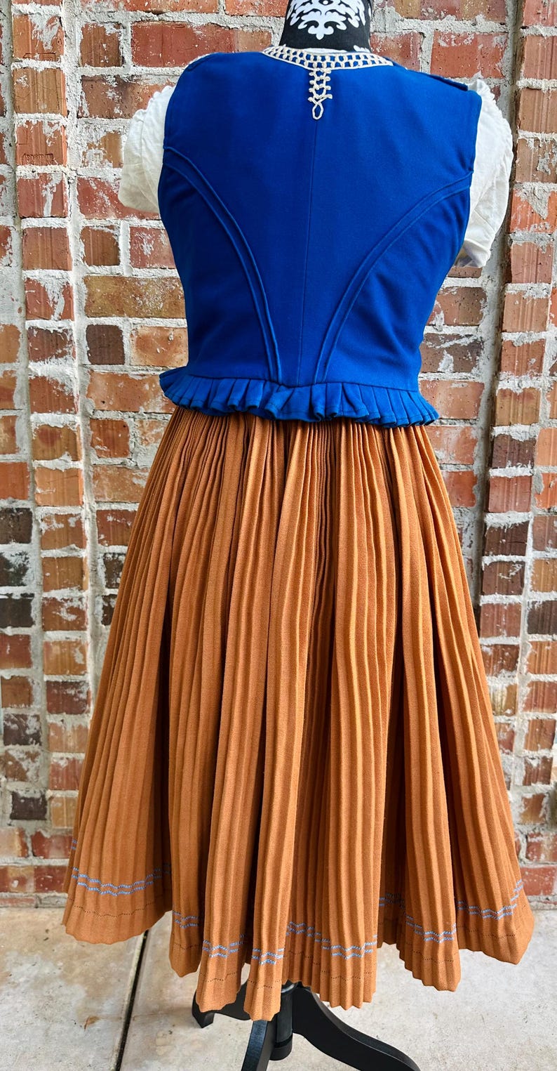 Complete Girl's Kroj From Štrba, Slovakia - Etsy