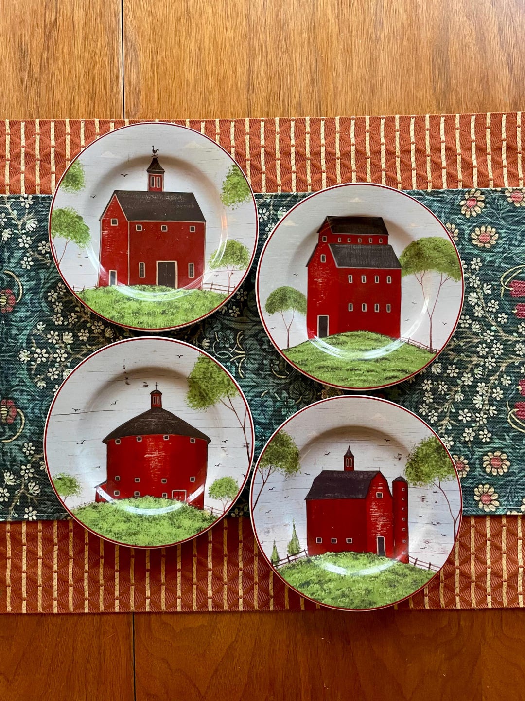 Set of 4 Warren Kimble "barns" Plates, 1998 - Etsy