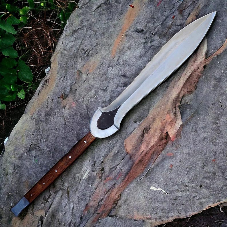 Hand Forged, Custom High Carbon Steel Spear 31 Inches, Full Tang ...