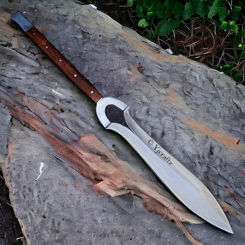 Hand Forged, Custom High Carbon Steel Spear 31 Inches, Full Tang ...