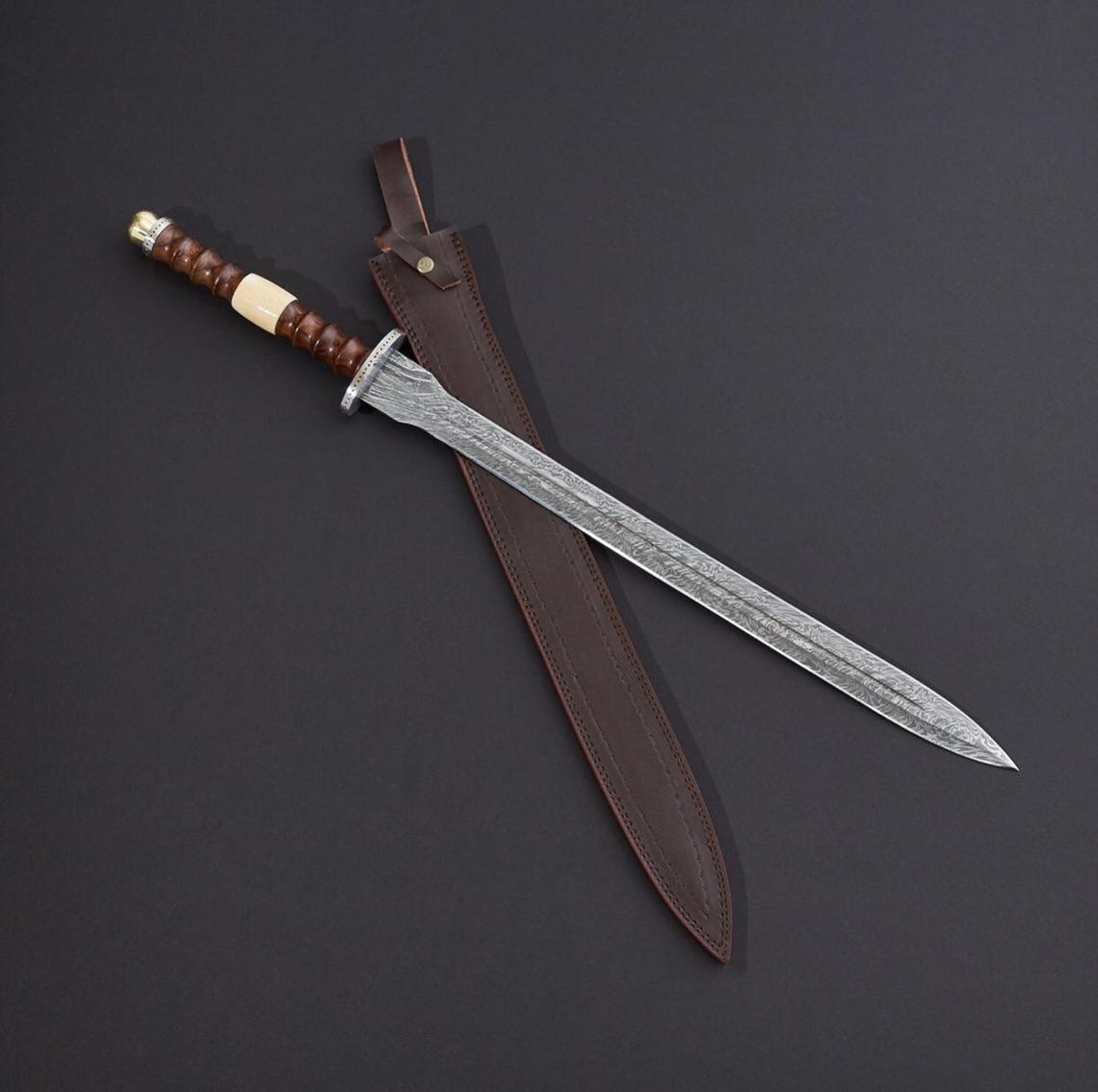 Hand Forged, Custom Damascus Steel Sword 33 Inches, Gladius Swords ...