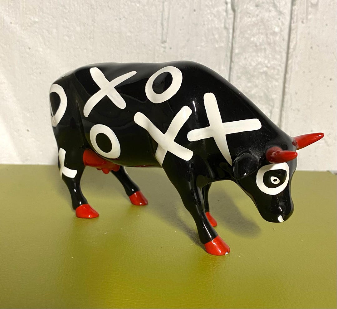 Vintage 2001 Cow Parade Cowparade - Hugs and Smooches~ Cow Figurine ...