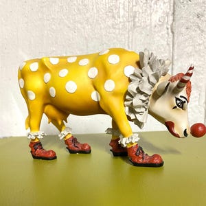 Vintage Westland Cow Parade Figurine ~ “ You Can’t Have Without a Clown ...