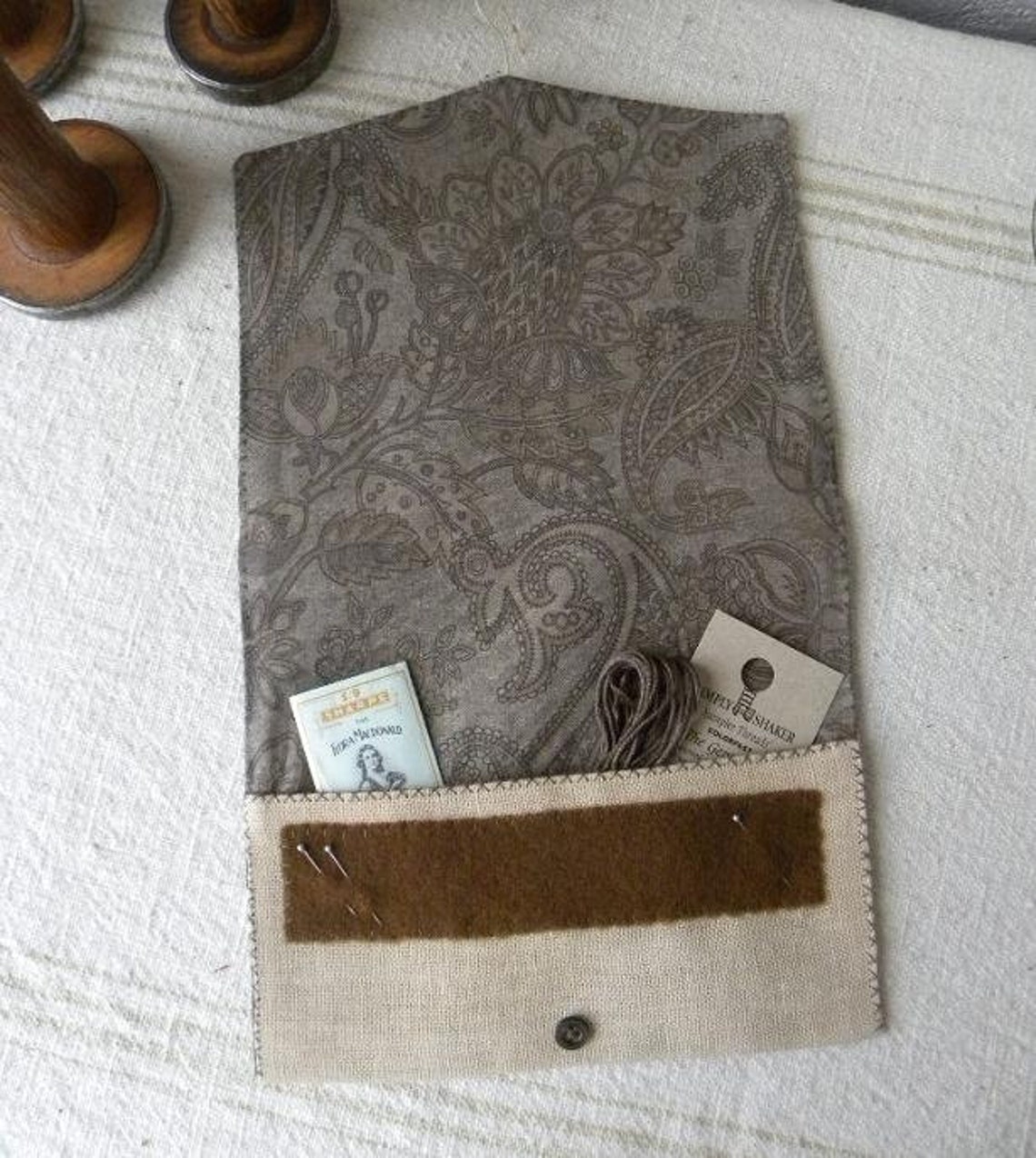 Primitive Cross Stitch Pattern Wynter Peacocks - Etsy