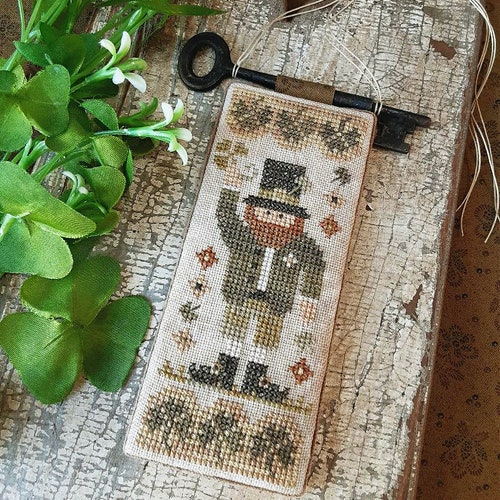 Primitive Cross Stitch Pinkeep Pattern Endless Hearts - Etsy