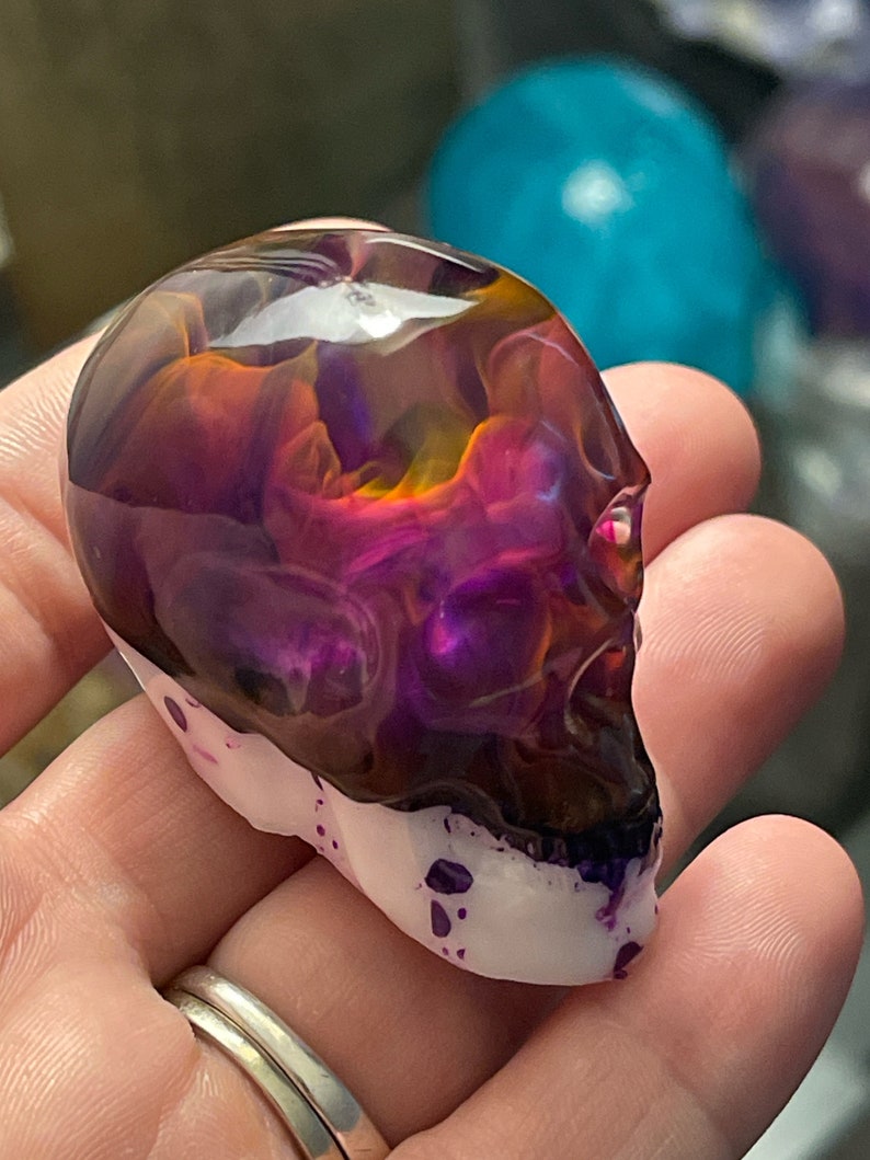 Riosresin Epoxy Resin Skulls “brainstorm About Hues” - Etsy