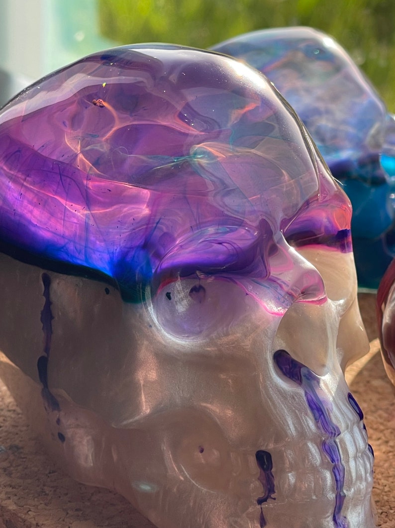 Riosresin Epoxy Resin Skulls “brainstorm About Hues” - Etsy