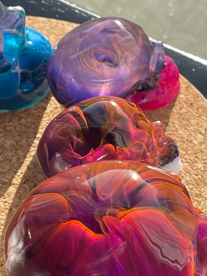 Riosresin Epoxy Resin Skulls “brainstorm About Hues” - Etsy