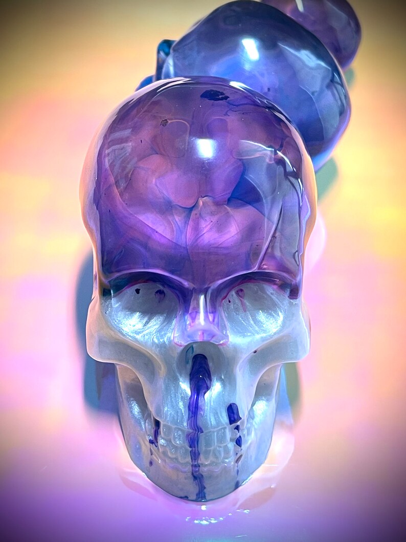 Riosresin Epoxy Resin Skulls “brainstorm About Hues” - Etsy