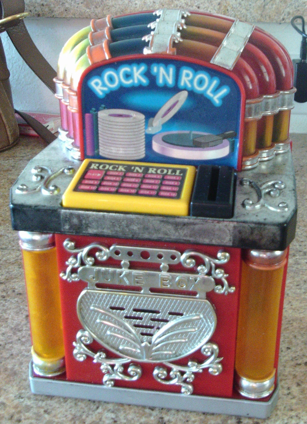 Vintage 1996 Rock-N-Roll Jukebox Bank – Singing & Flashing - Etsy Schweiz