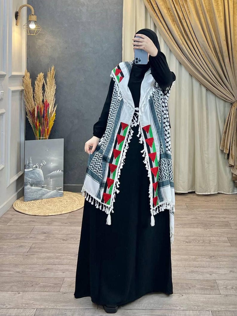 Kuffiyeh With Embroidered Falsteen Flag: Pride, Heritage, and Unique ...