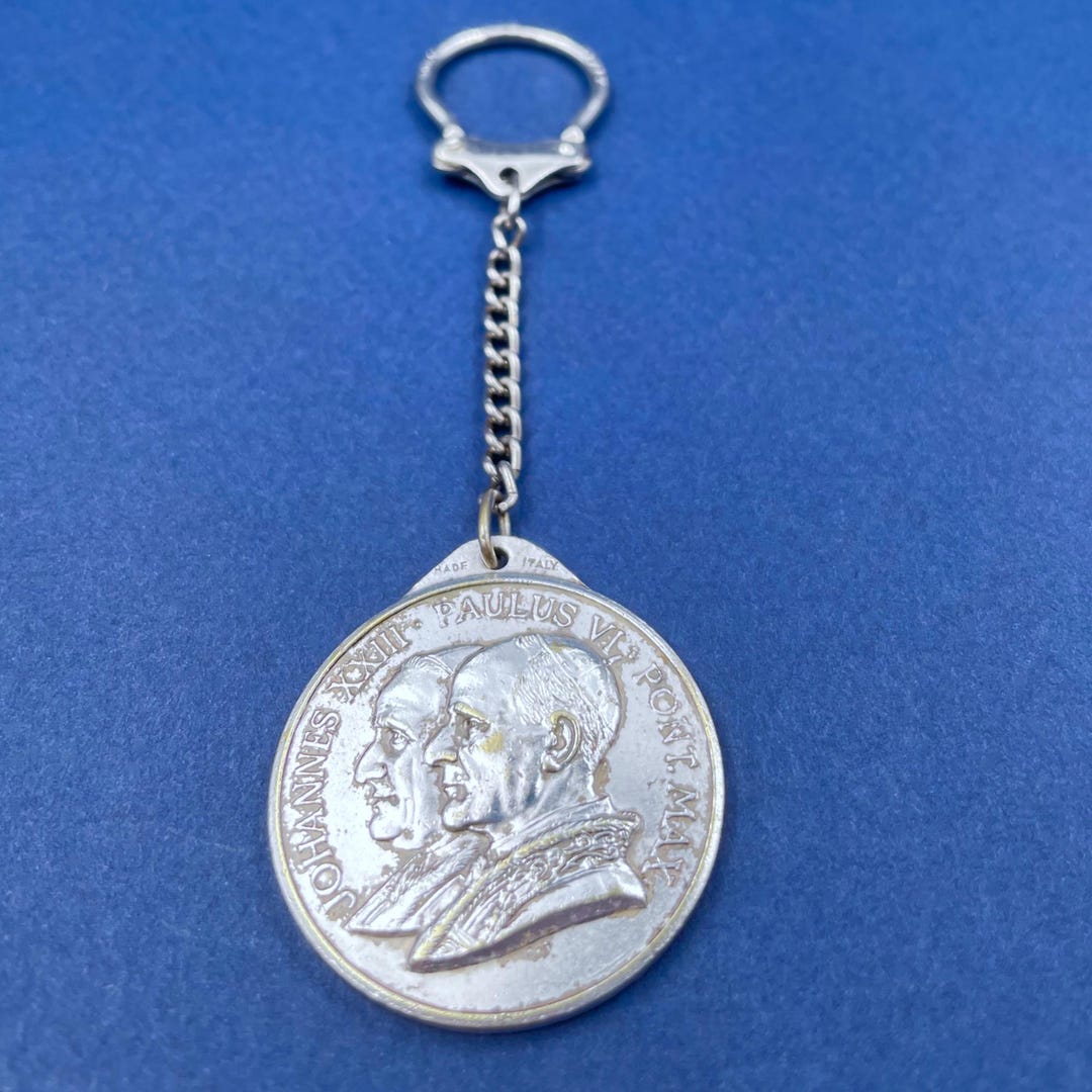 Vintage Vatican II Johannes XXIII Paulus VI Pont. Max Medal Keychain ...