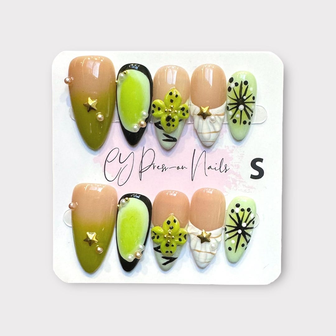 3D Green Forest Evil Flower Picnic Medium Almond Nails Premium Salon ...