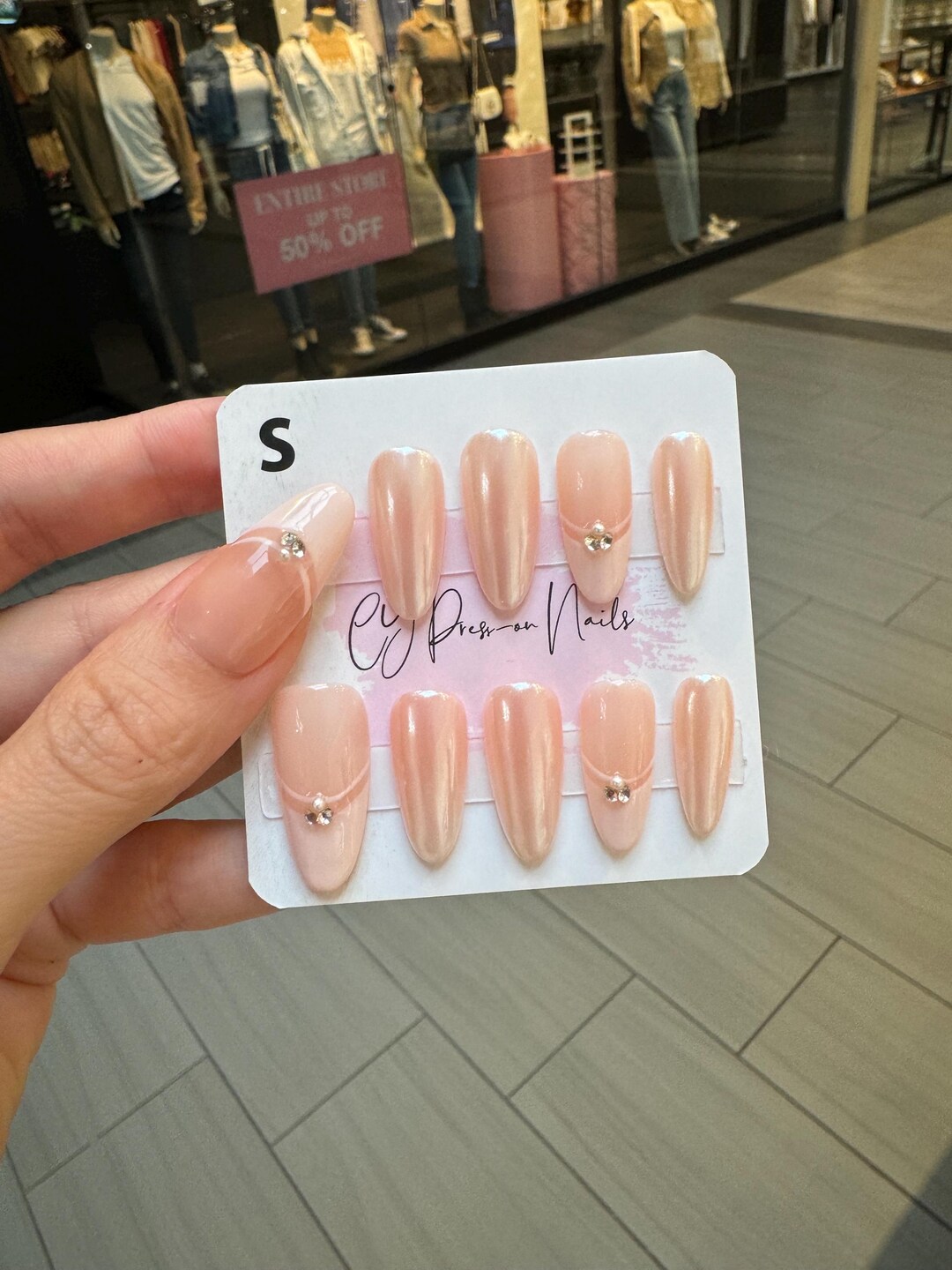 Hailey Chrome Shiny French Tips Nails Medium Oval Shape Pointy Nails ...
