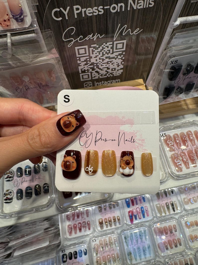 Golden Capybara Cartoon Premium Salon-quality Reusable Handmade Press ...