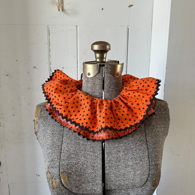 Clown Collar - Etsy