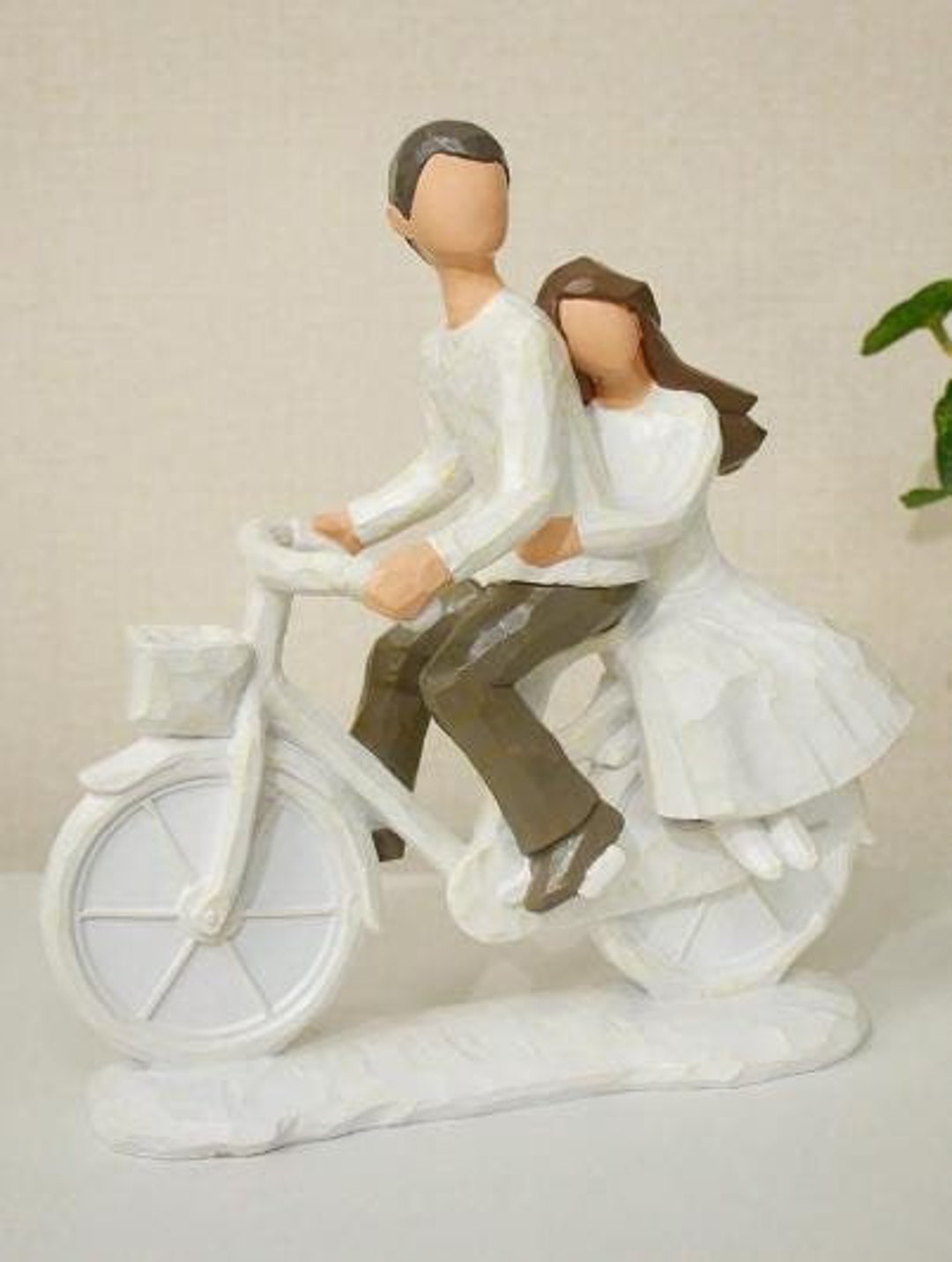 Romantic Couple Figurines in Love Hand Painted Couple Sculpture ...