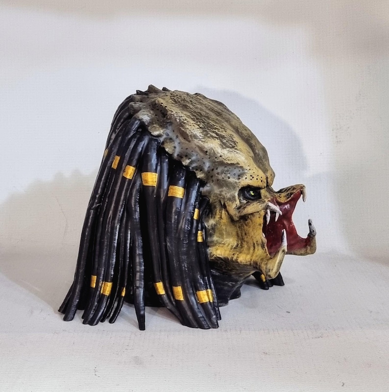 Predator Headphone Stand/halloween/home Decor/ 3D Printed and Hand ...