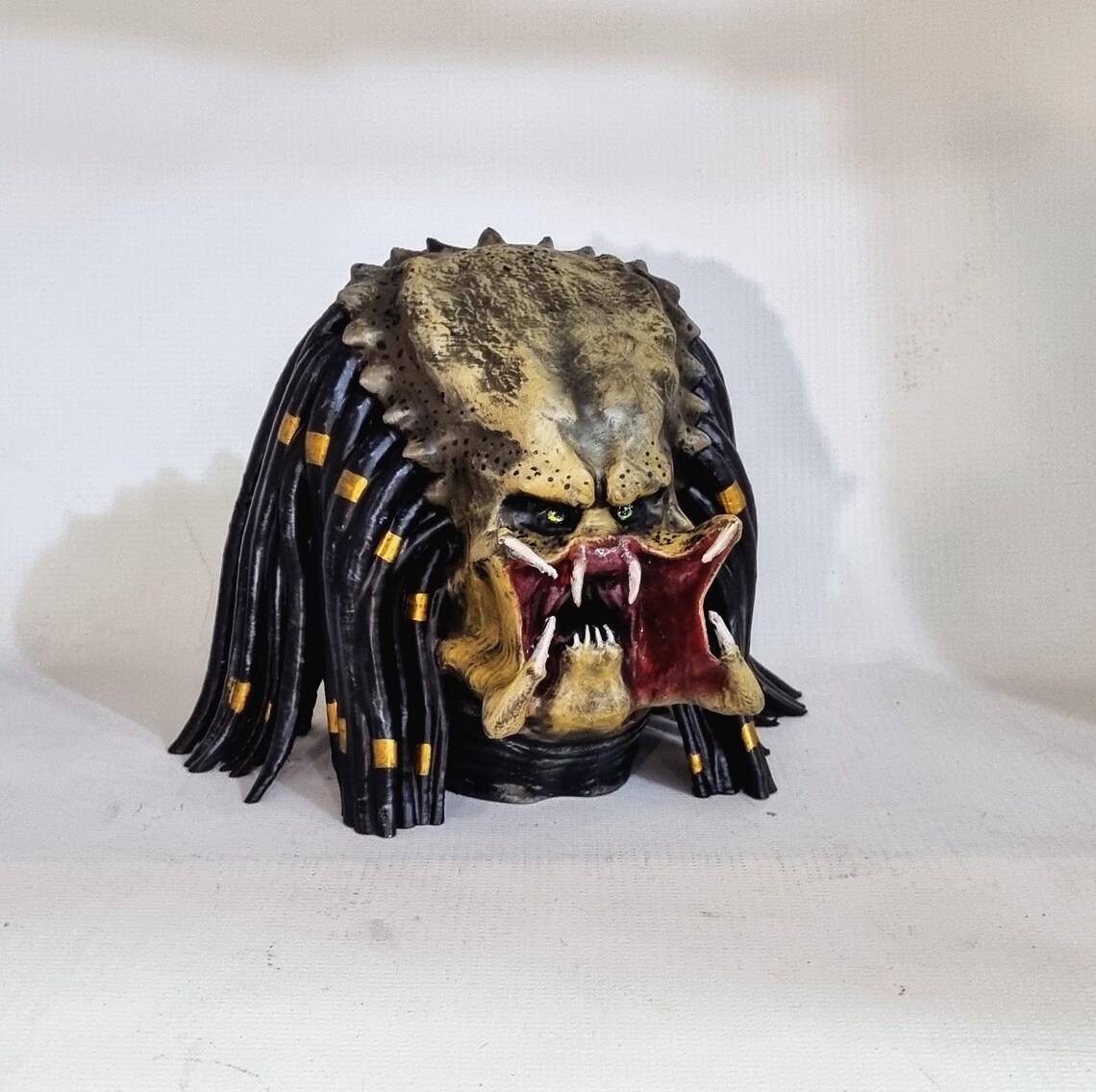 Predator Headphone Stand/halloween/home Decor/ 3D Printed and Hand ...
