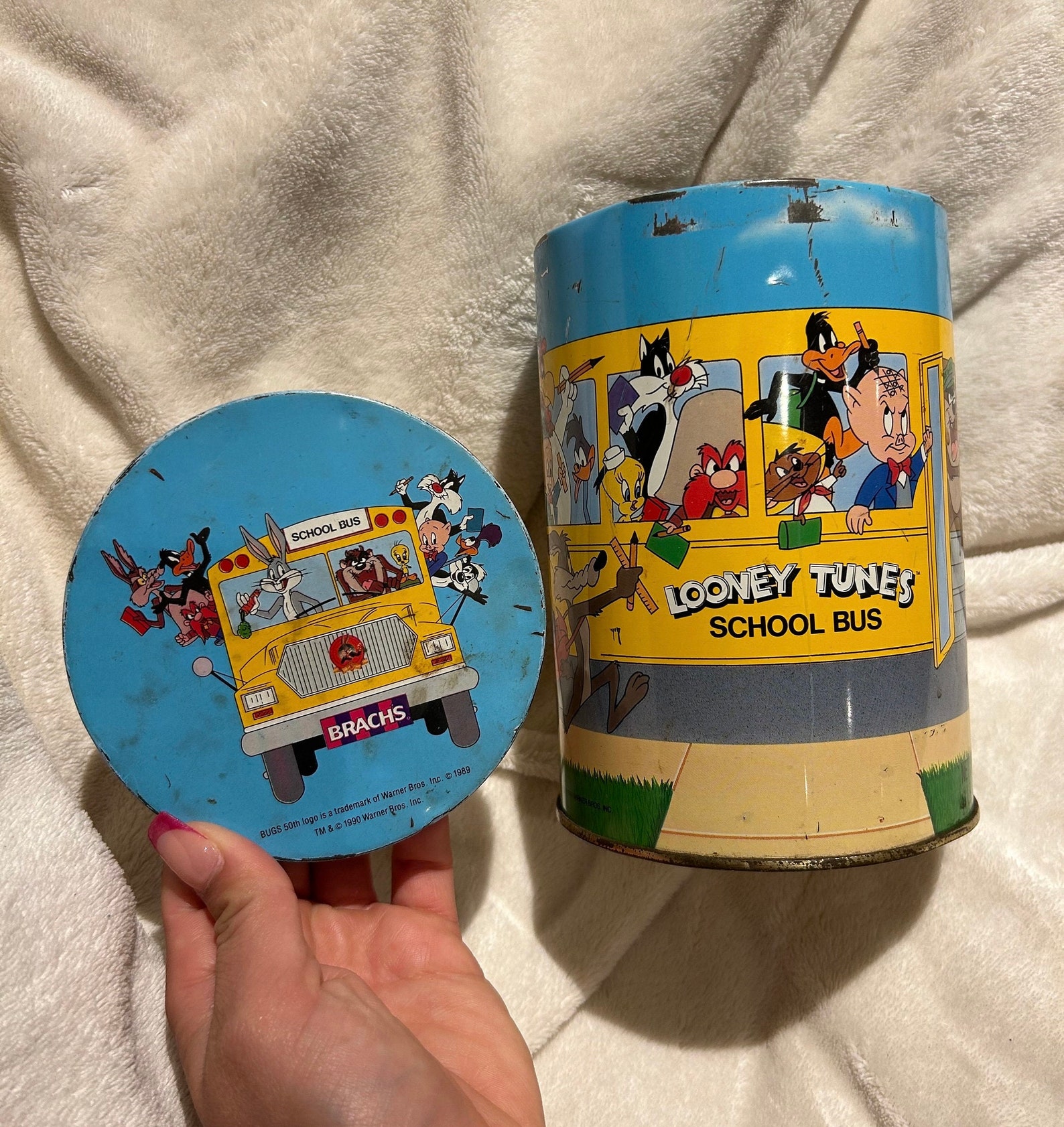 Loony Tunes School Bus Tin 1990 Vintage - Etsy