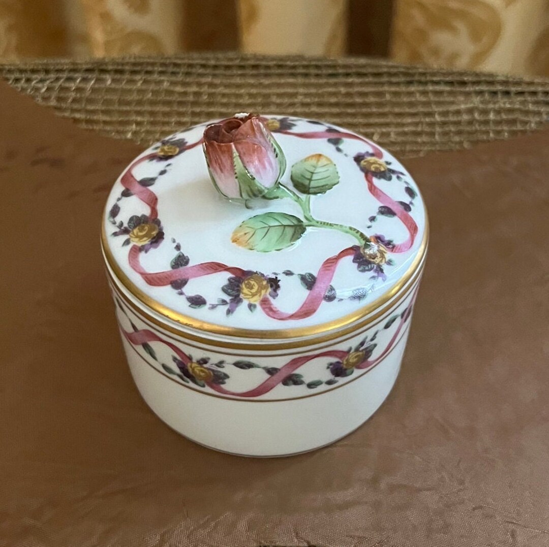 Vintage Richard Ginori Small Trinket Box With Rose Finial - Etsy