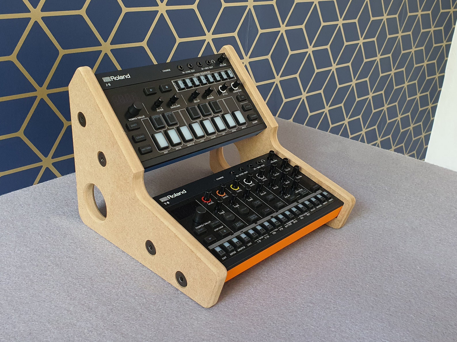 Roland Aira Compact S1 J6 T8 E4 - MDF Stand From Synths and Wood - Etsy