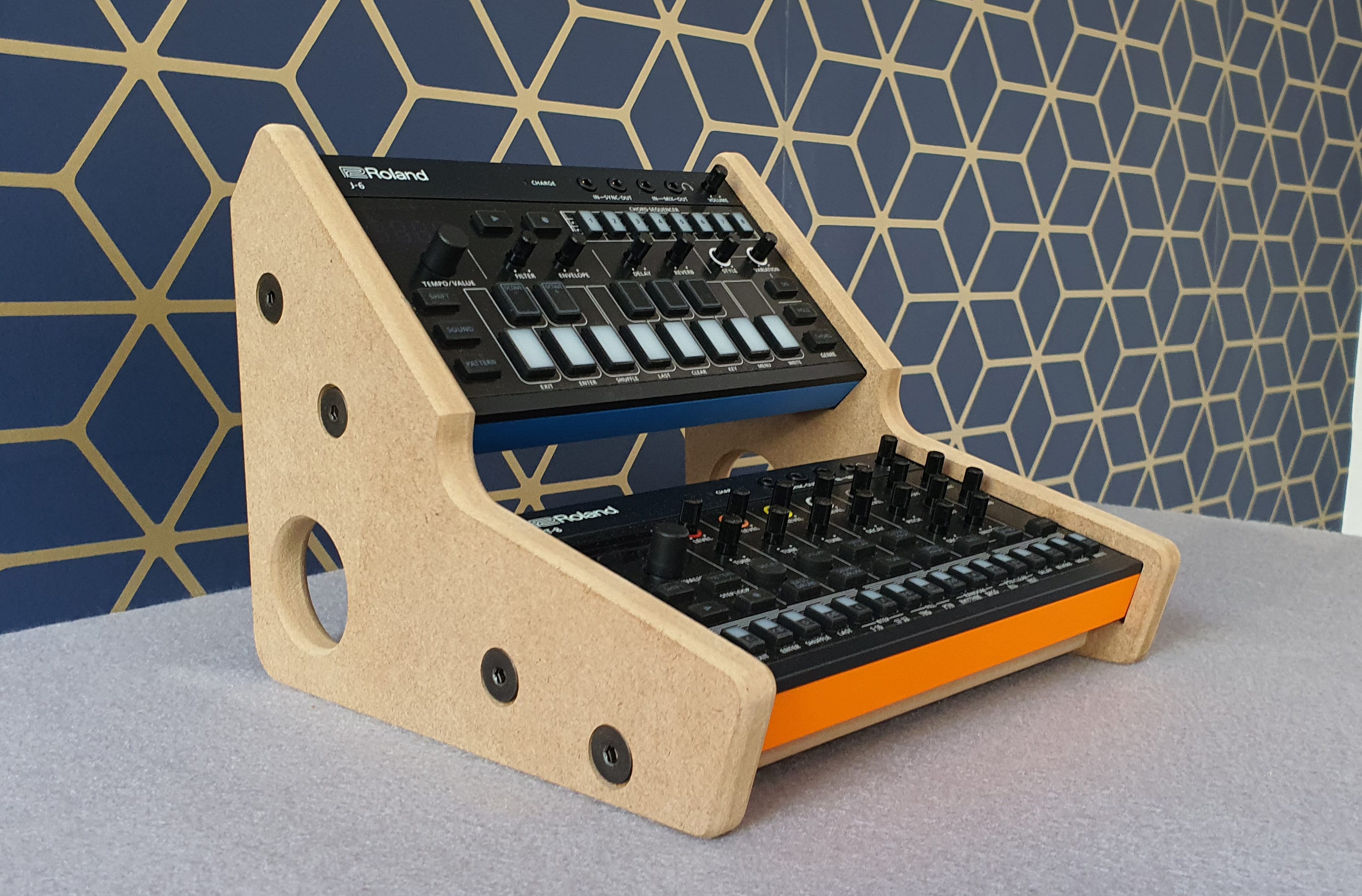 Roland Aira Compact S1 J6 T8 E4 - MDF Stand From Synths and Wood - Etsy