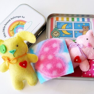 Kitty and Puppy Tin Play Sets Felt Sewing Pattern Toy - Cat - Dog ...
