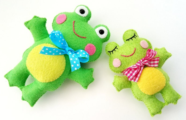 Felt Frog Softie Toy Sewing Pattern - Tutorial - PDF Epattern - Spring ...