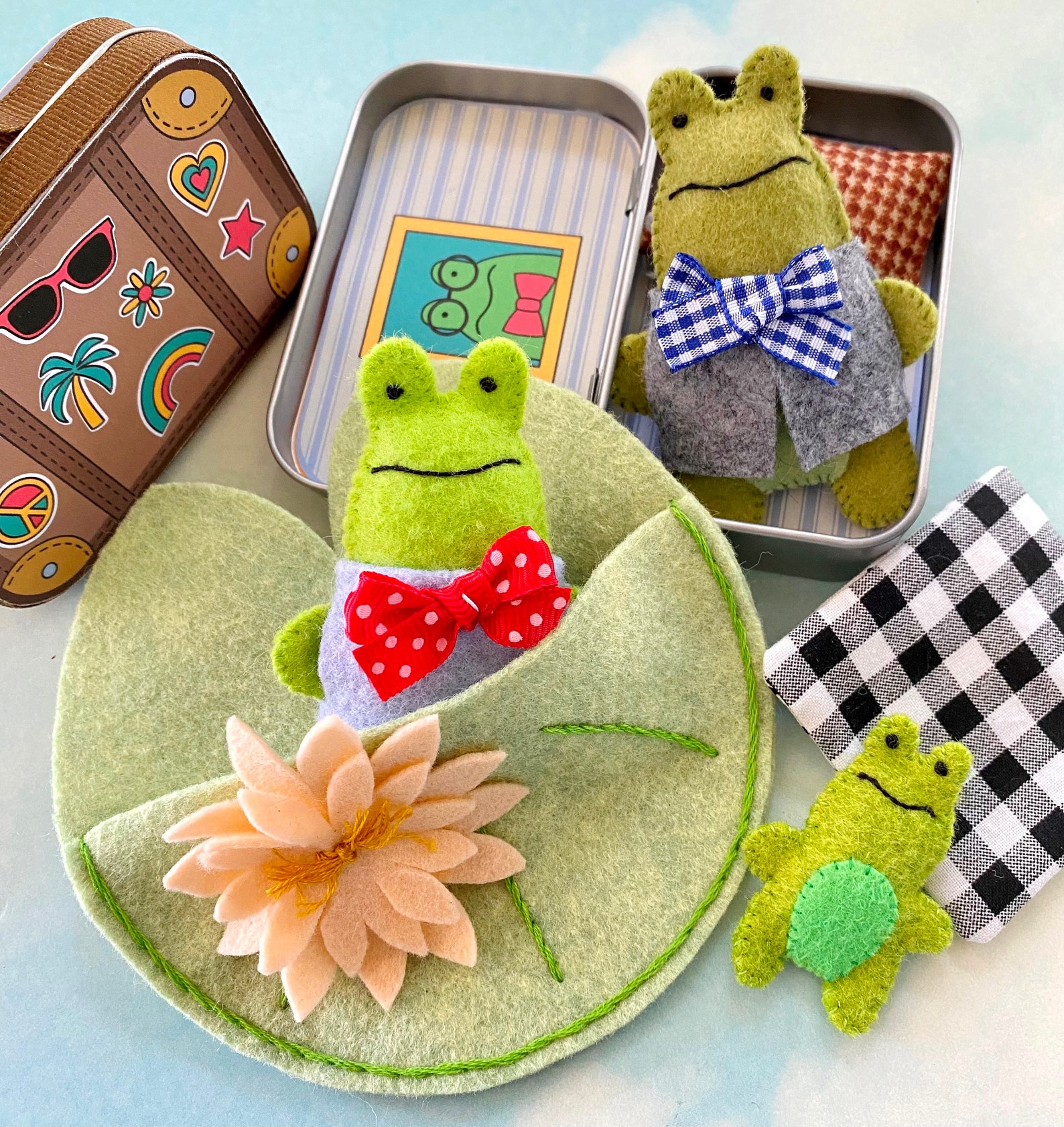 Frog Toad Tin Play Set Felt Sewing Pattern Toy Sleeping Bag - Tutorial ...