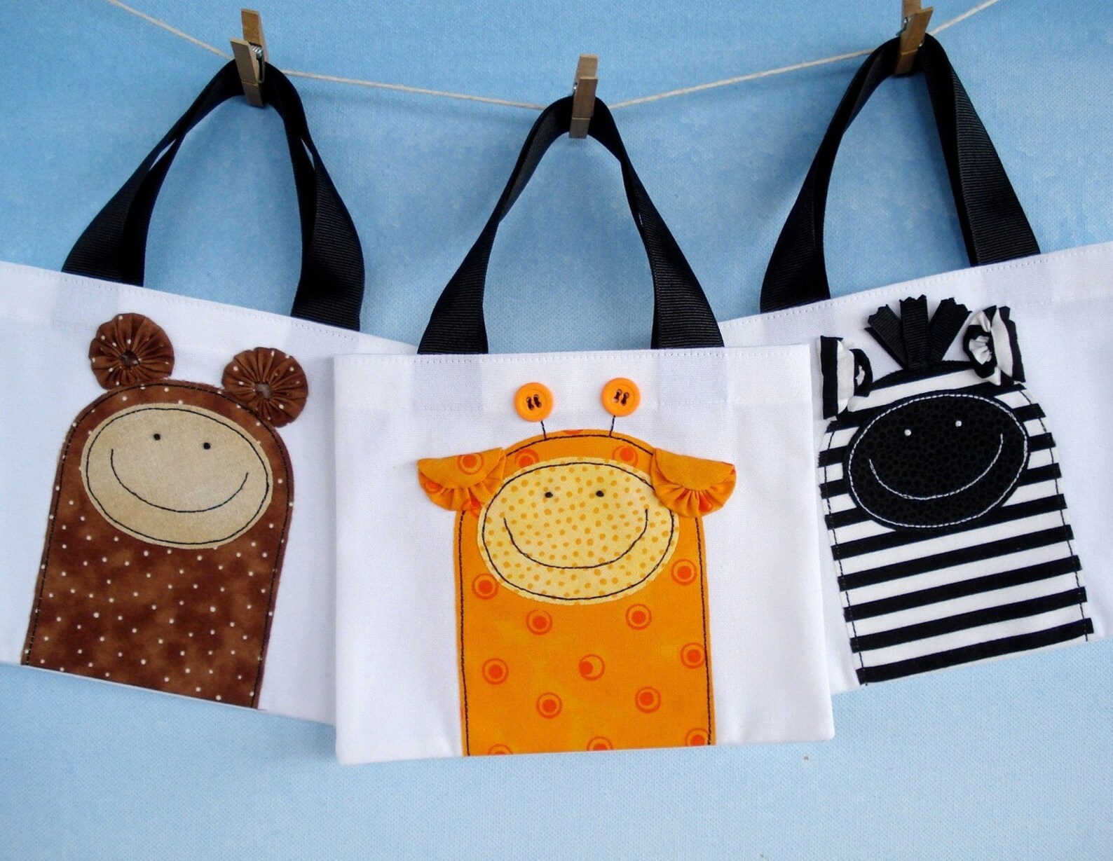 Sewing Pattern - Mini Tote Bags With Critter Appliques - Ladybug ...