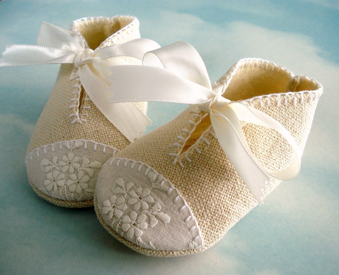 Baby Shoes Sewing Pattern With Appliques and Ribbon Ties - PDF Epattern ...