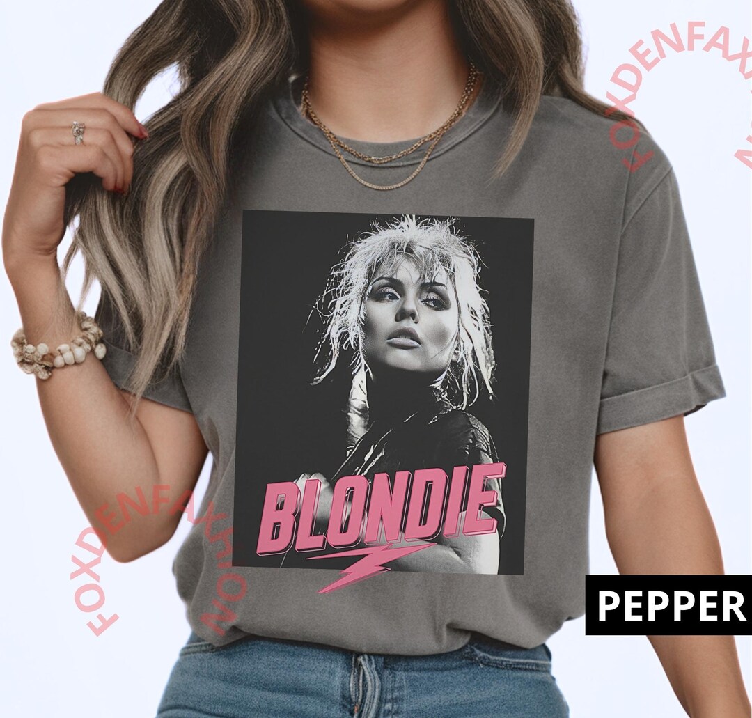 Iconic 70s Rock Band T-shirt, Retro Music Lover Tee for Fans of Classic ...