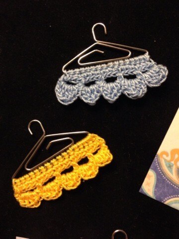 Crochet Paper Clip Hanger...paper Clip Crochet Hanger...vintage Looking ...