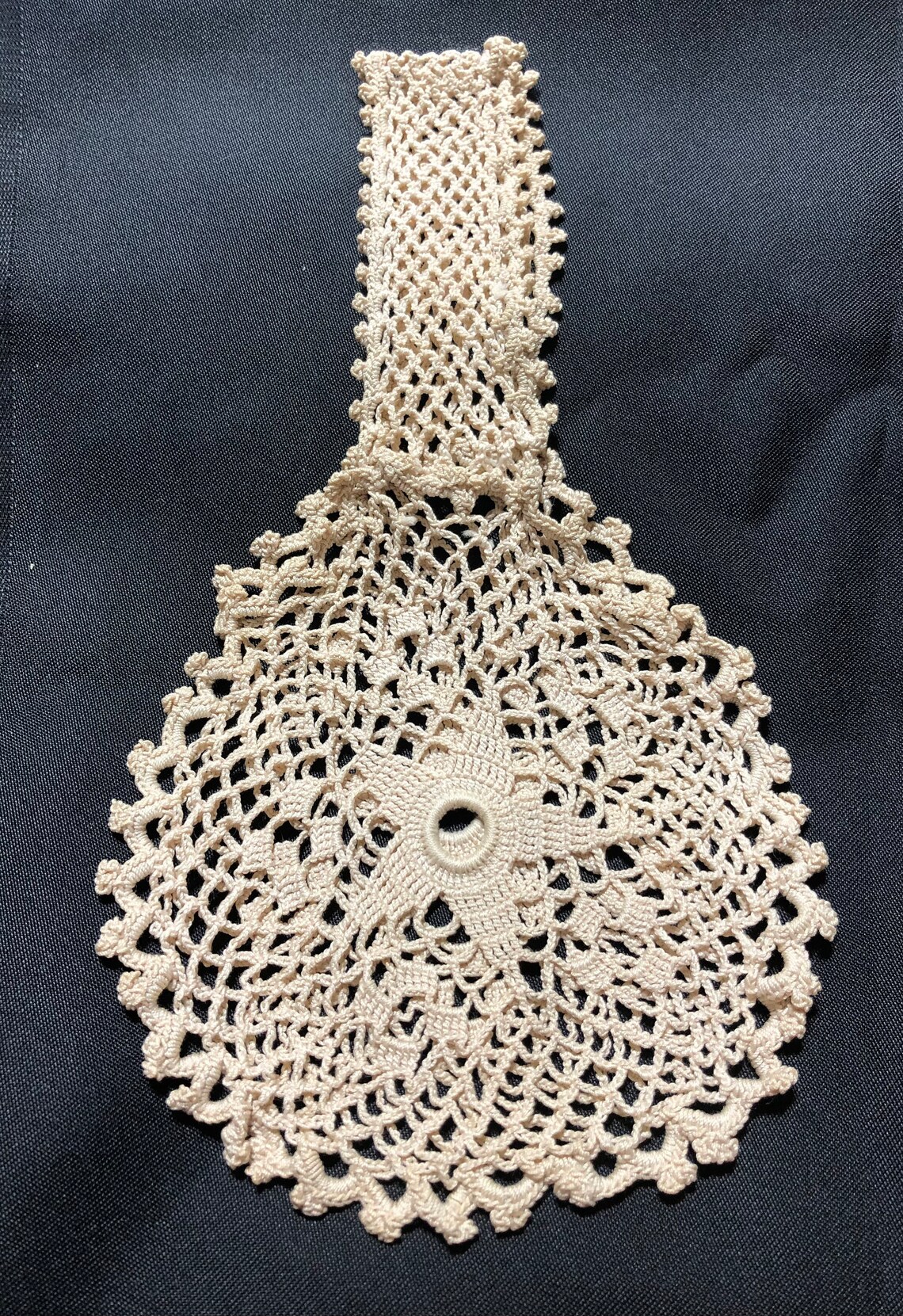 Victorian Crochet Wrist Thread Ball Holder ...crochet Thread Holder ...