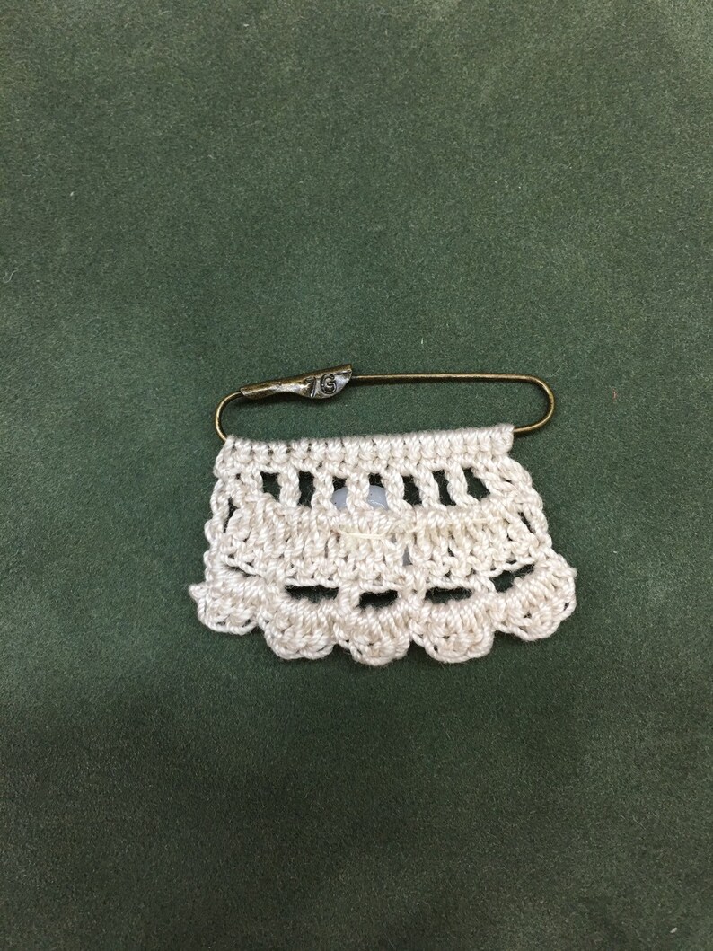 Hand Crochet Button Pin, Crochet Pin, Button Collector Pin...vintage ...
