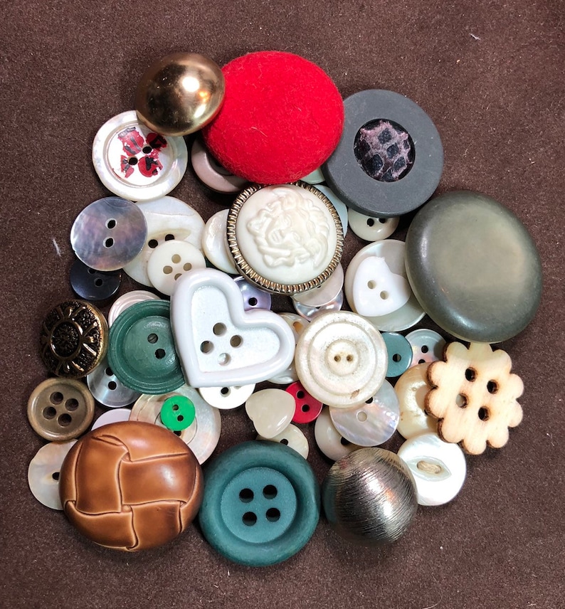 Vintage buttons...assortment buttons...mother of pearl | Etsy