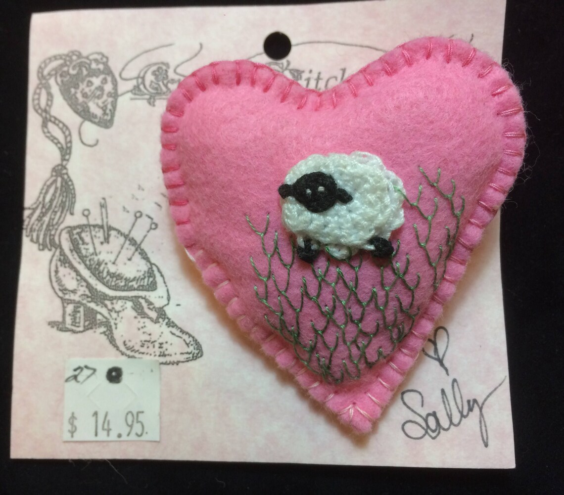 Hand Made Wool Felt Pin..heart Shaped Wool Felt Pin..wooly Sheep ...