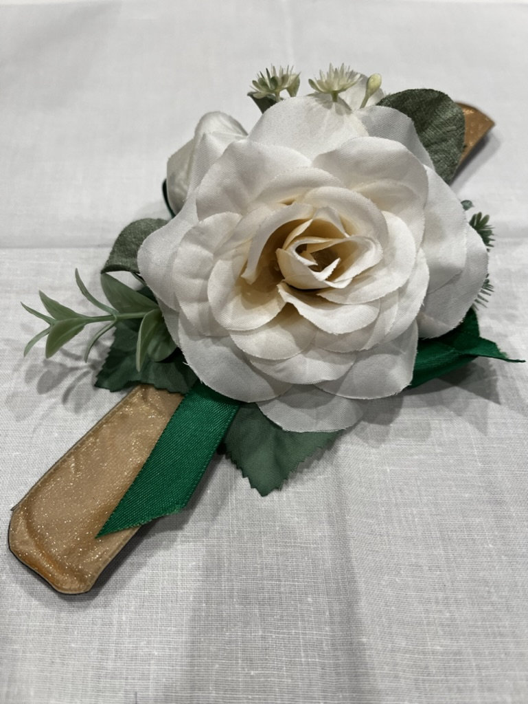 Custom Made-to-order Corsages, Perfect for Weddings, Anniversaries ...