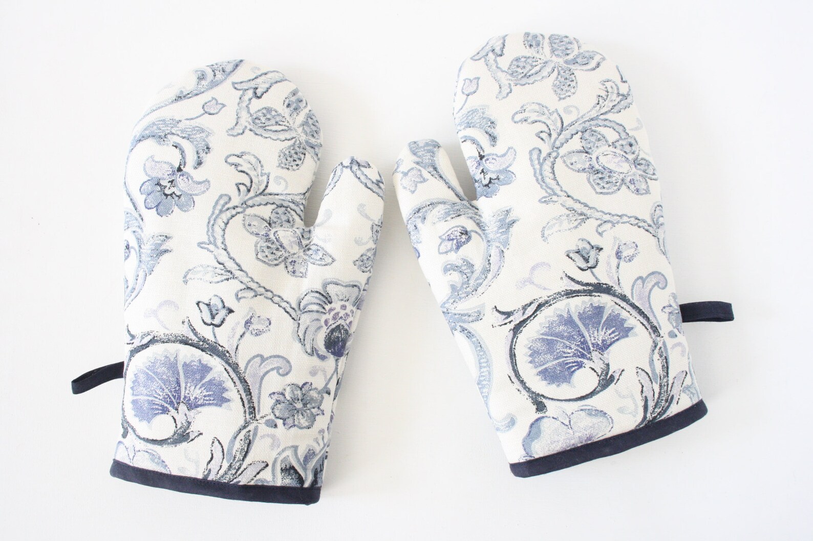 Delfts Blue Oven Gloves - Etsy