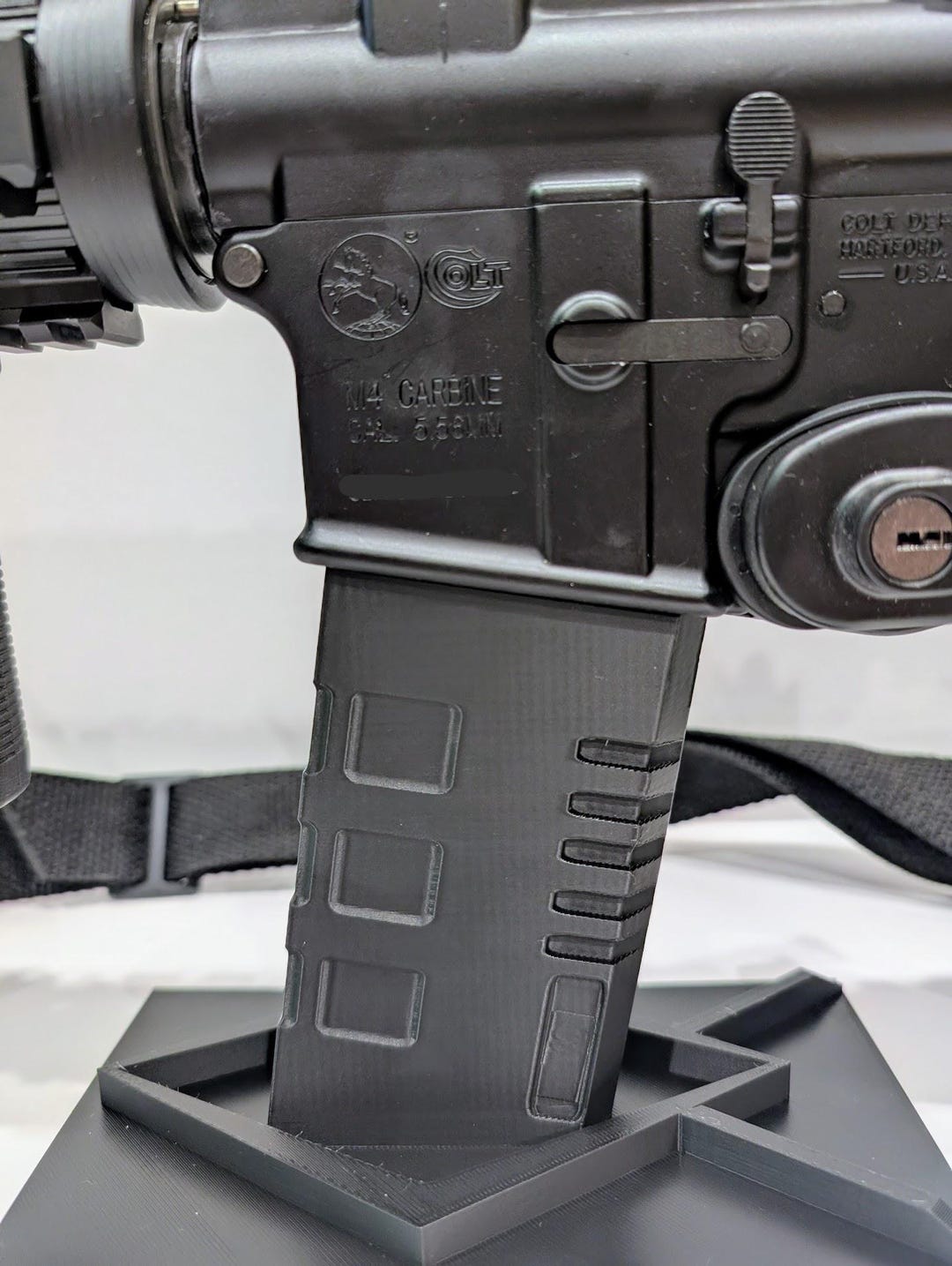 M4/AR15 Magwell Stand – Horizontal Display & Maintenance for Firearms ...