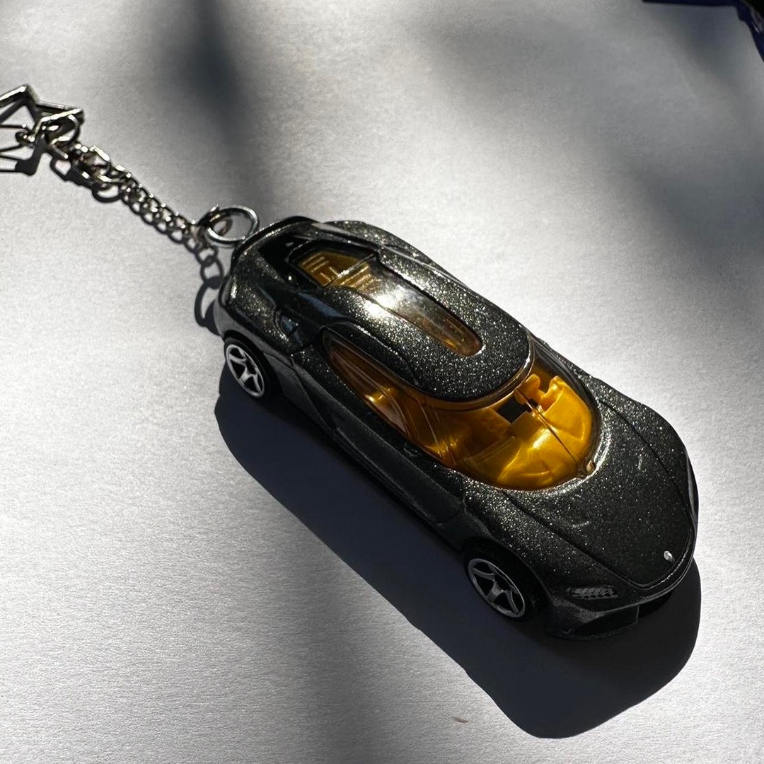 Y2K Koenigsegg Keychain - Etsy