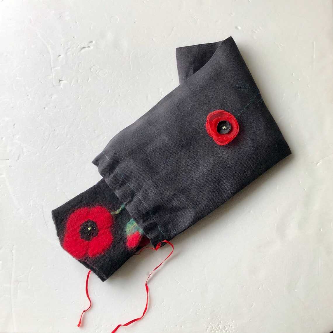 Hand Felted Wrist Warmers, Wristlets, Felt Fingerless Gloves Red Poppy ...