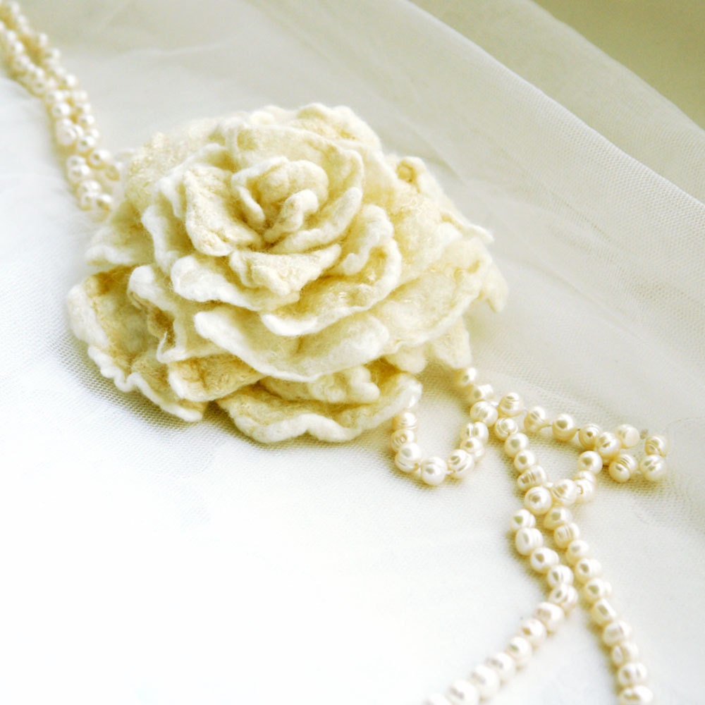 Hand Felt White Rose Brooch Rose Like First Kiss Felted - Etsy
