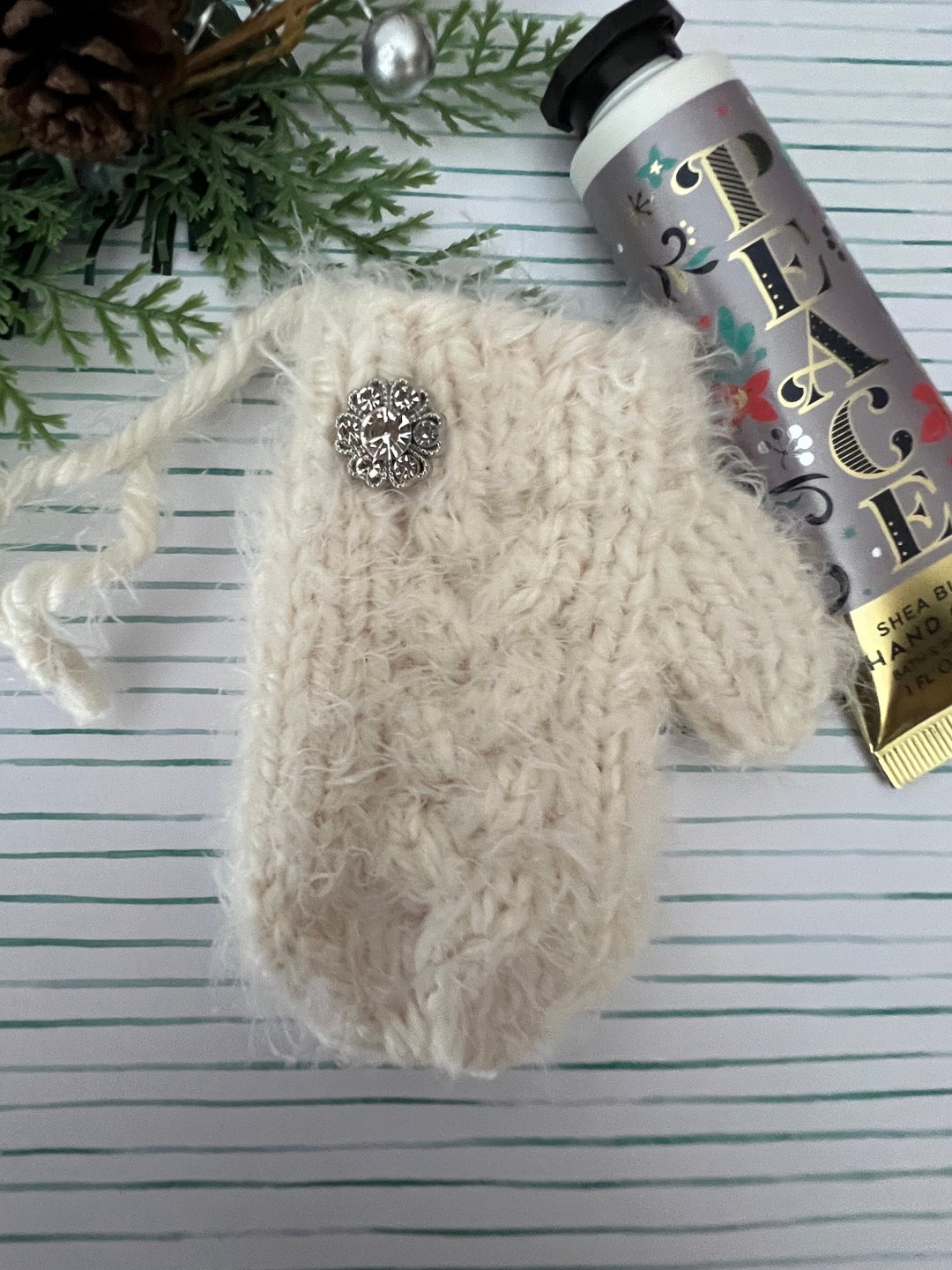 Mini Mitten Ornament, Gift Tag, Holiday Decor, Christmas Gift, Gift ...
