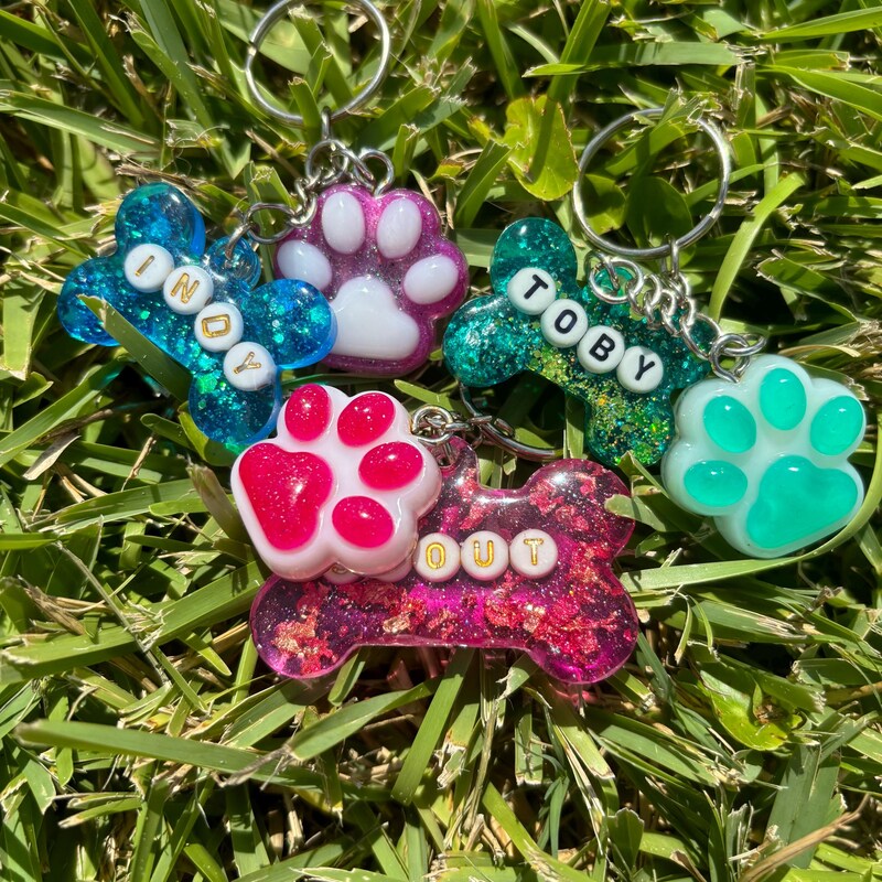 Resin Keychain - Etsy