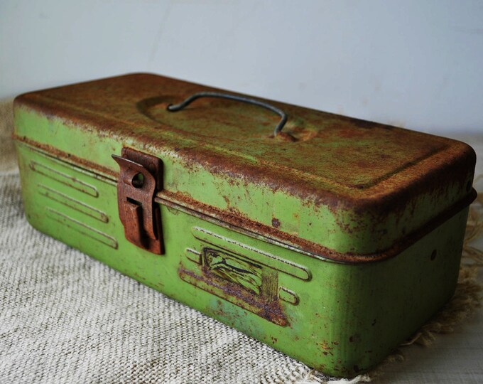 Vintage Green Rustic Metal Fishing Tackle Boxcamping - Etsy