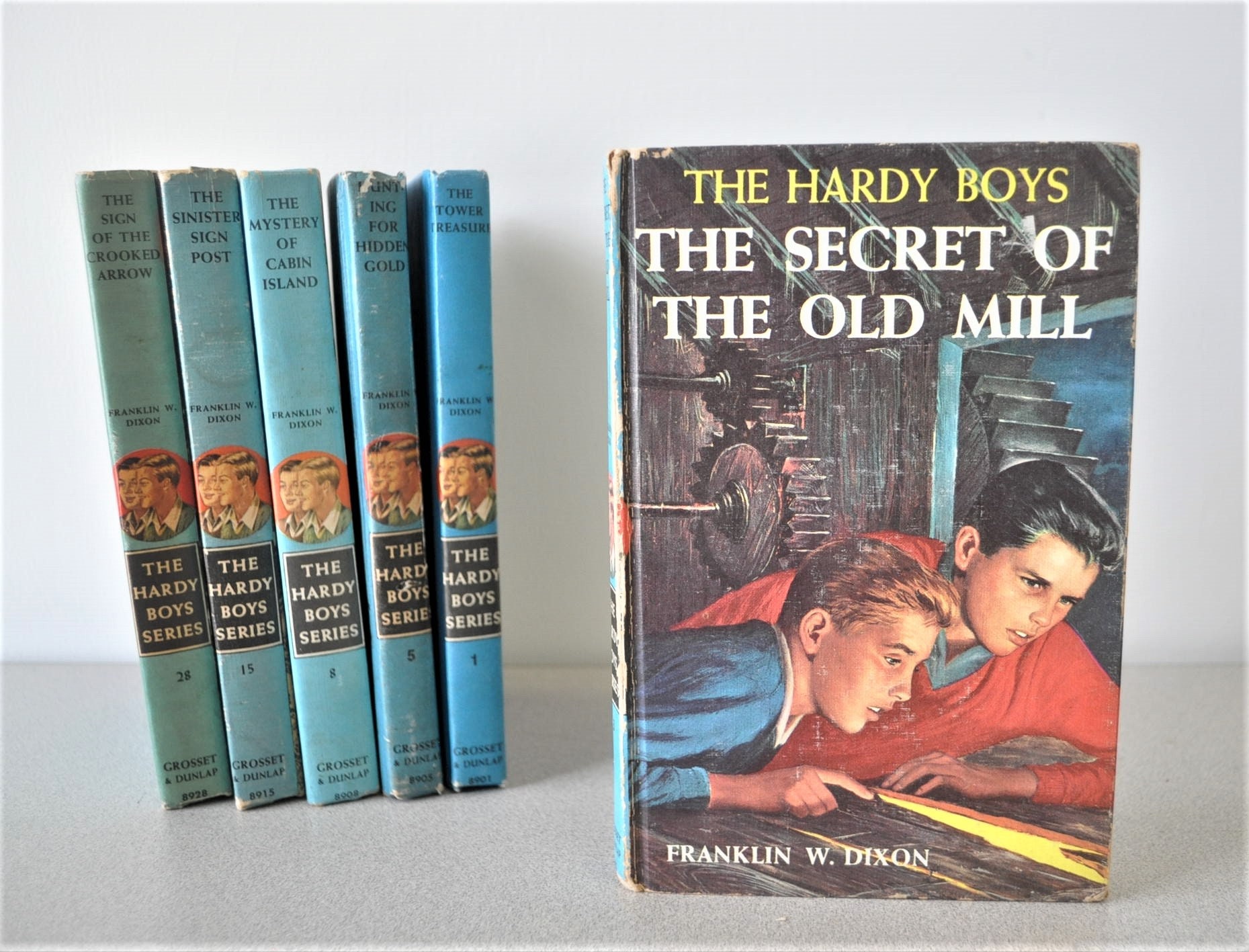 Hardy Boys the Secret of the Old Mill Vintage Mystery Hardback Book the ...
