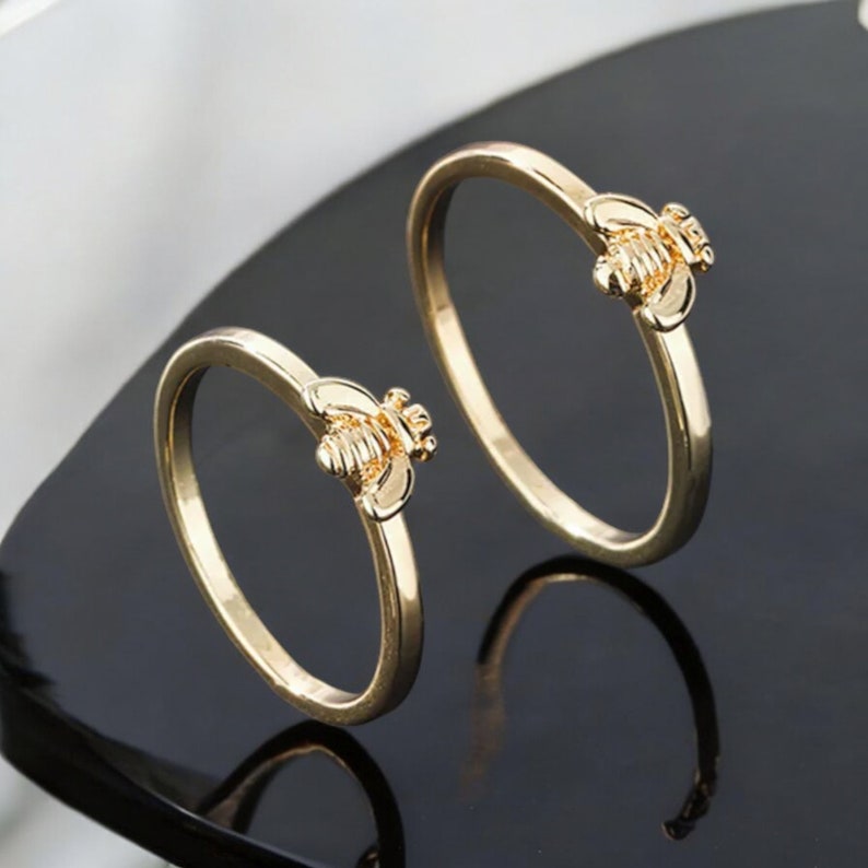 Gold Minimalist Bee Ring, Dainty Honey Bee Jewellery, Minimalist Insect ...