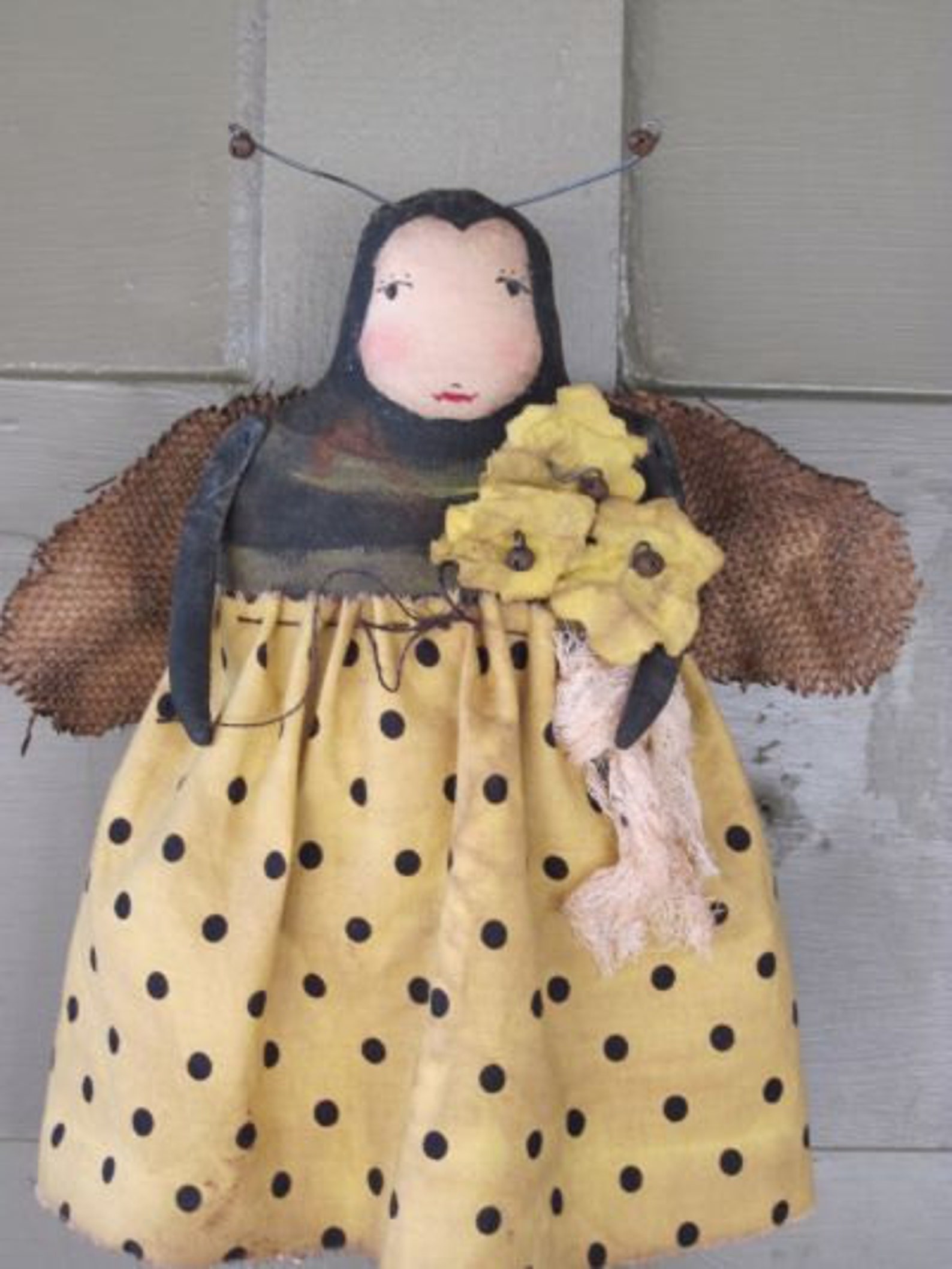 PDF Downloadable Pattern - Primitive Lilly Lady Bug and Bertie Bumble ...